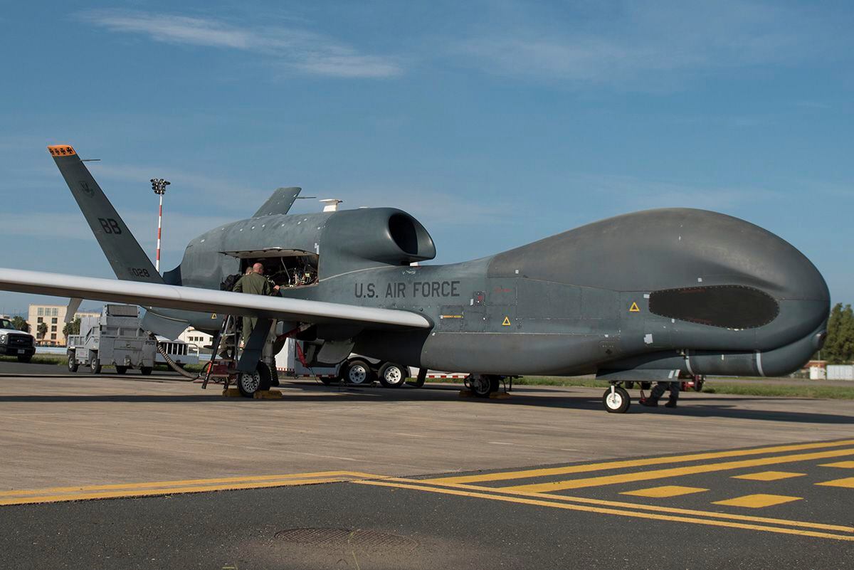 File:Northrop Grumman Block 20 RQ-4B Global Hawk Wikipedia, 42% OFF